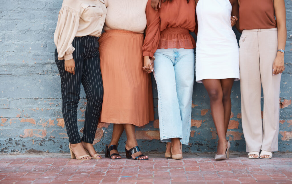 How Petite and Tall Women Can Dress to Flatter Their Frame - LookSmart